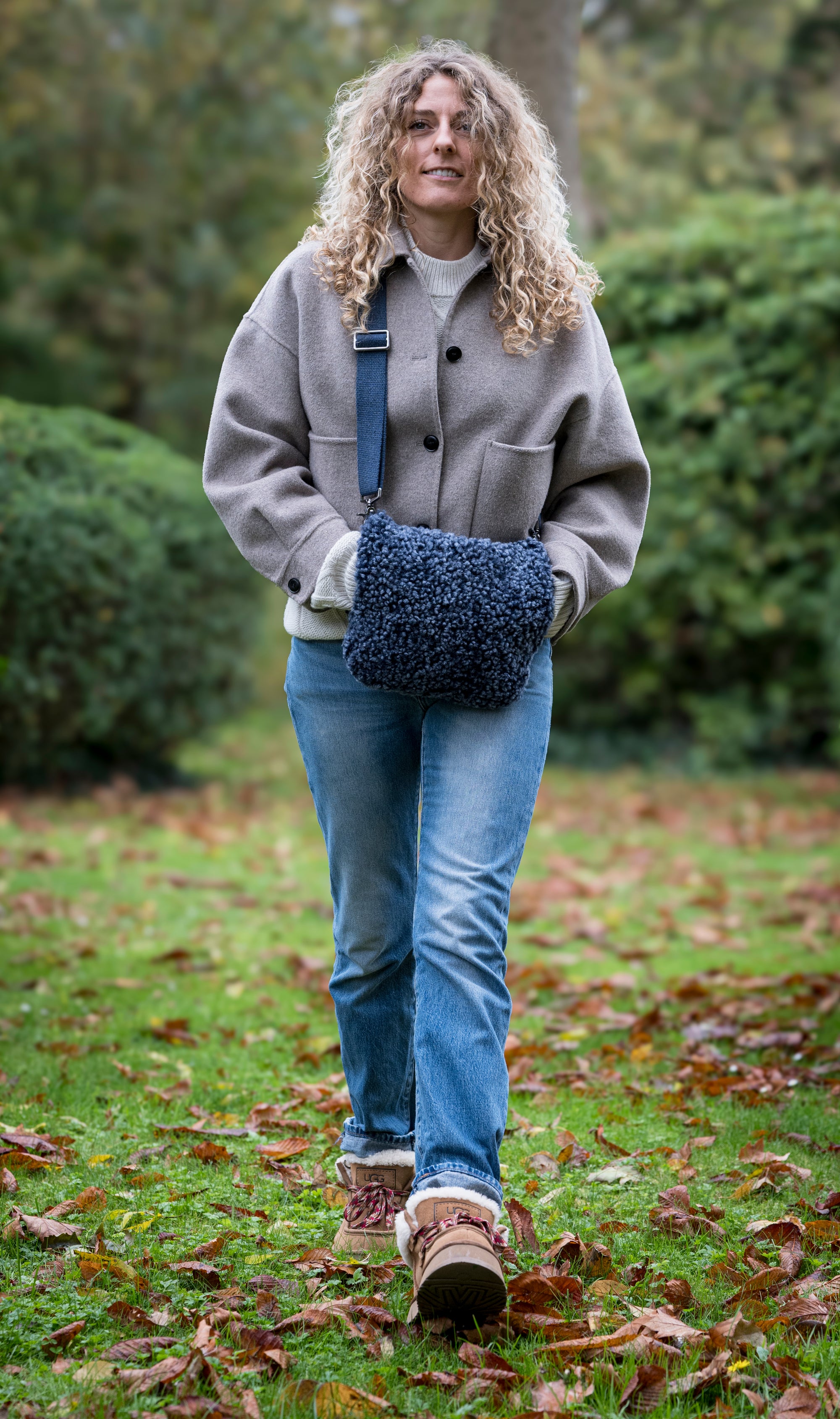 kywie, the original. A wine cooler made of sheepskin. 100% natural